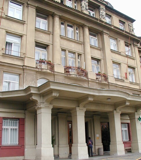 Porodnice Praha Podolí, Ústav pro péči o matku a dítě - kontakty a ...